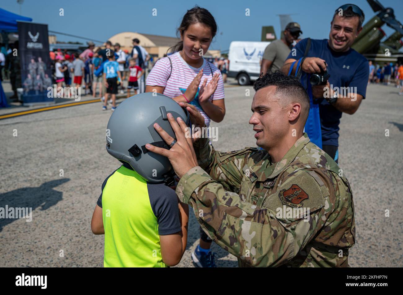 U.S. Air Force Staff Sgt. Daitin Stark, alert crew chief, 113th Wing, D ...