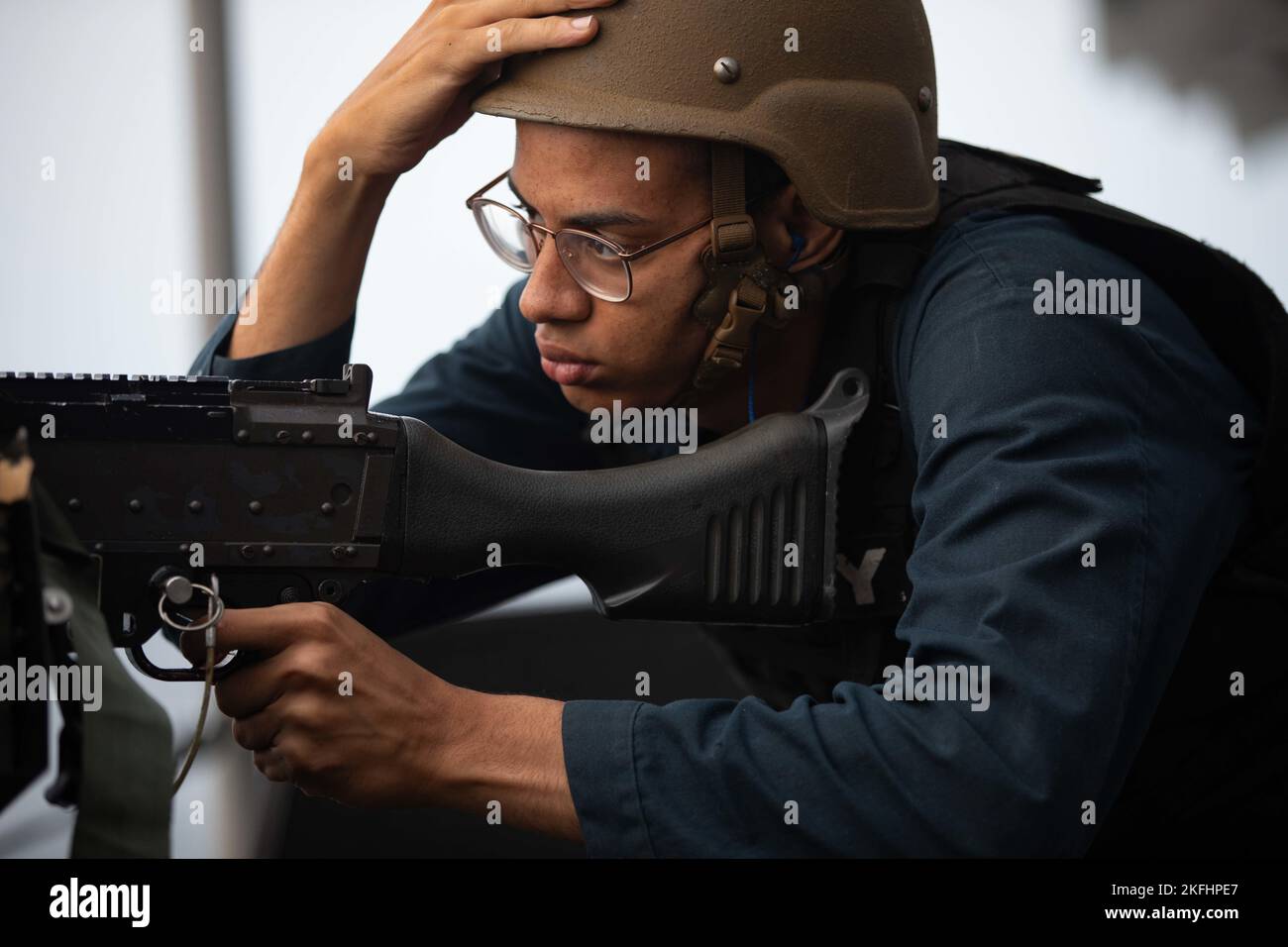 220917-N-LK647-0034 ATLANTIC OCEAN (Sept. 17, 2022) Fire Controlman ...