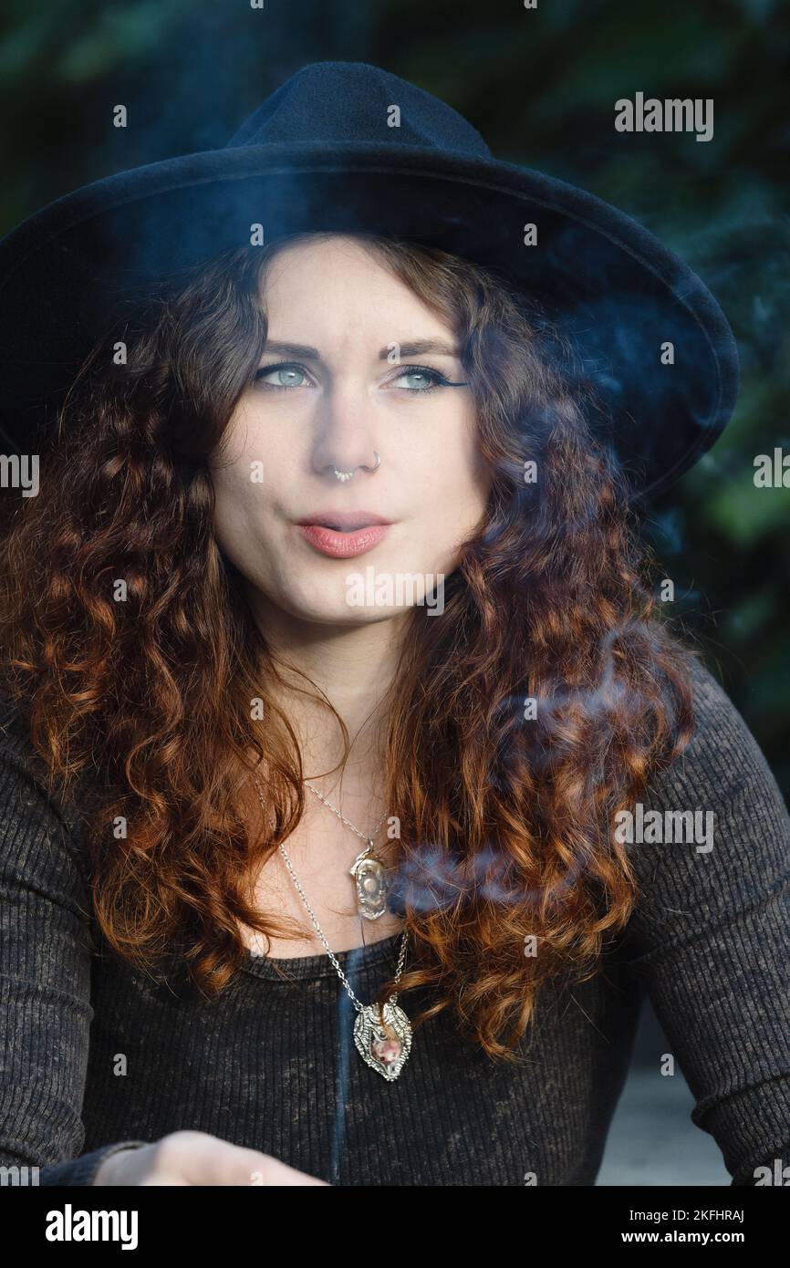 Aubern hair hi-res stock photography and images - Alamy