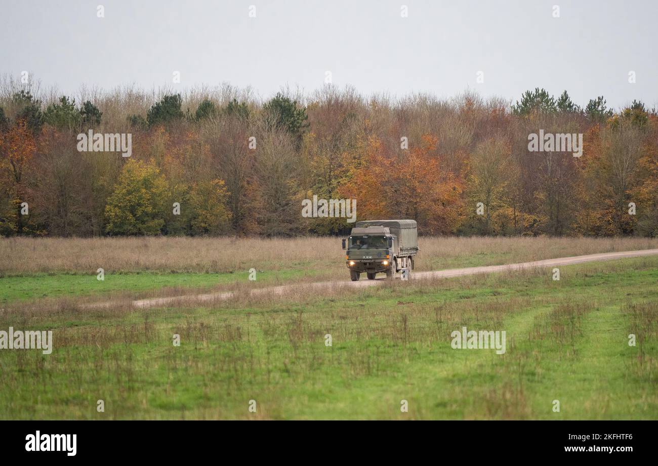 British army MAN SV 4x4 logistics lorry in action Stock Photo - Alamy