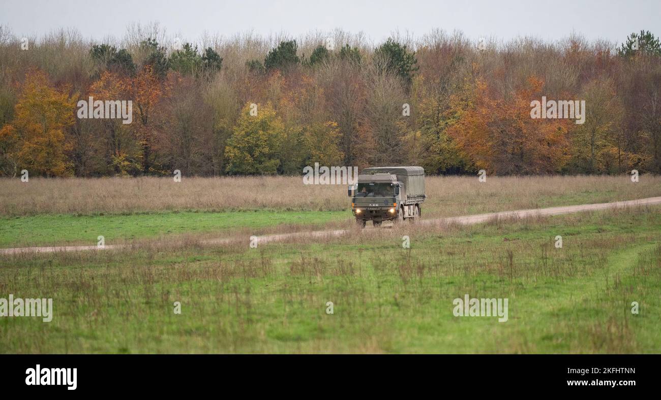 British army MAN SV 4x4 logistics lorry in action Stock Photo - Alamy