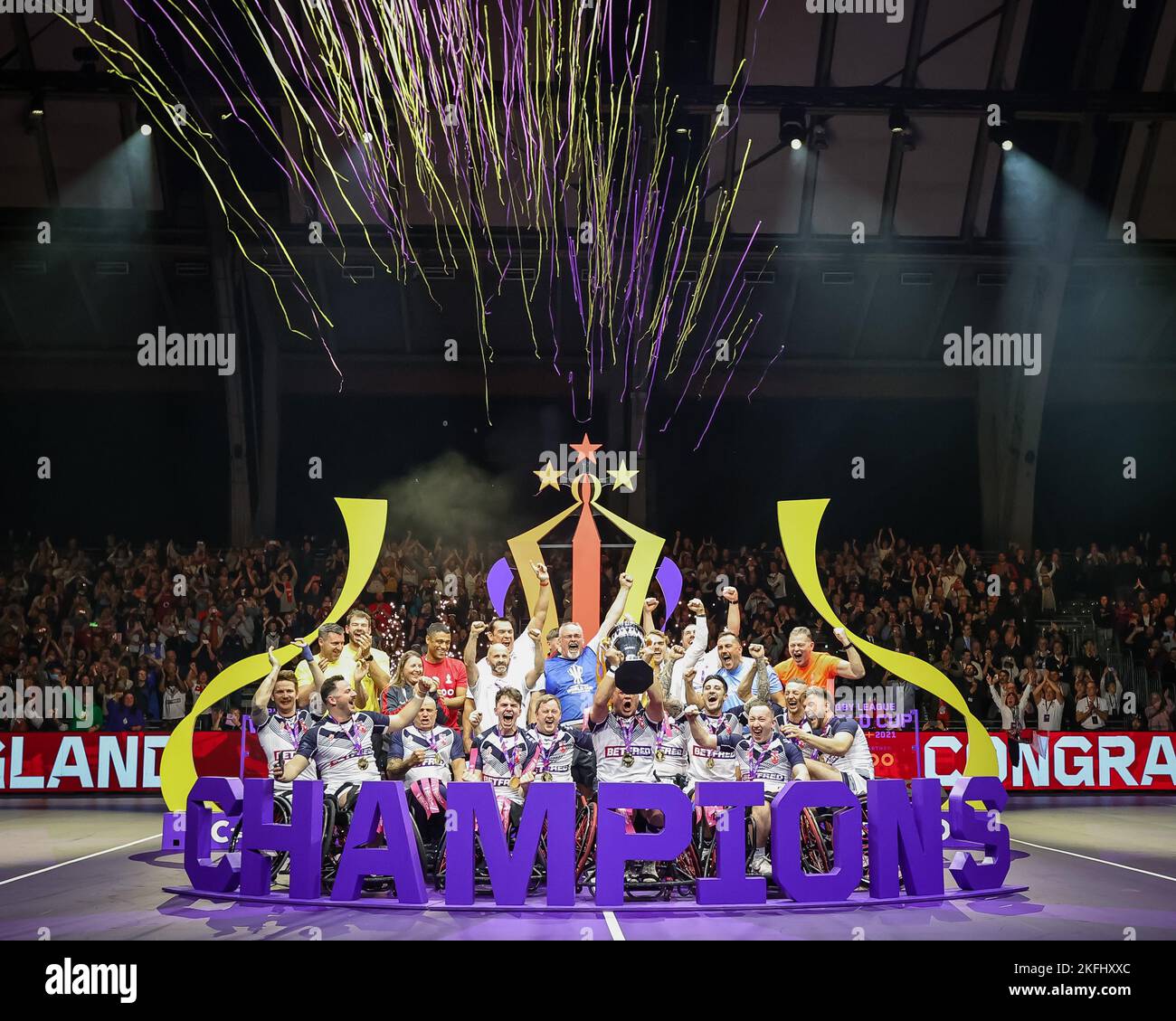 Manchester, UK. 18th Nov, 2022. Tom Halliwell lifts the The Wheelchair ...