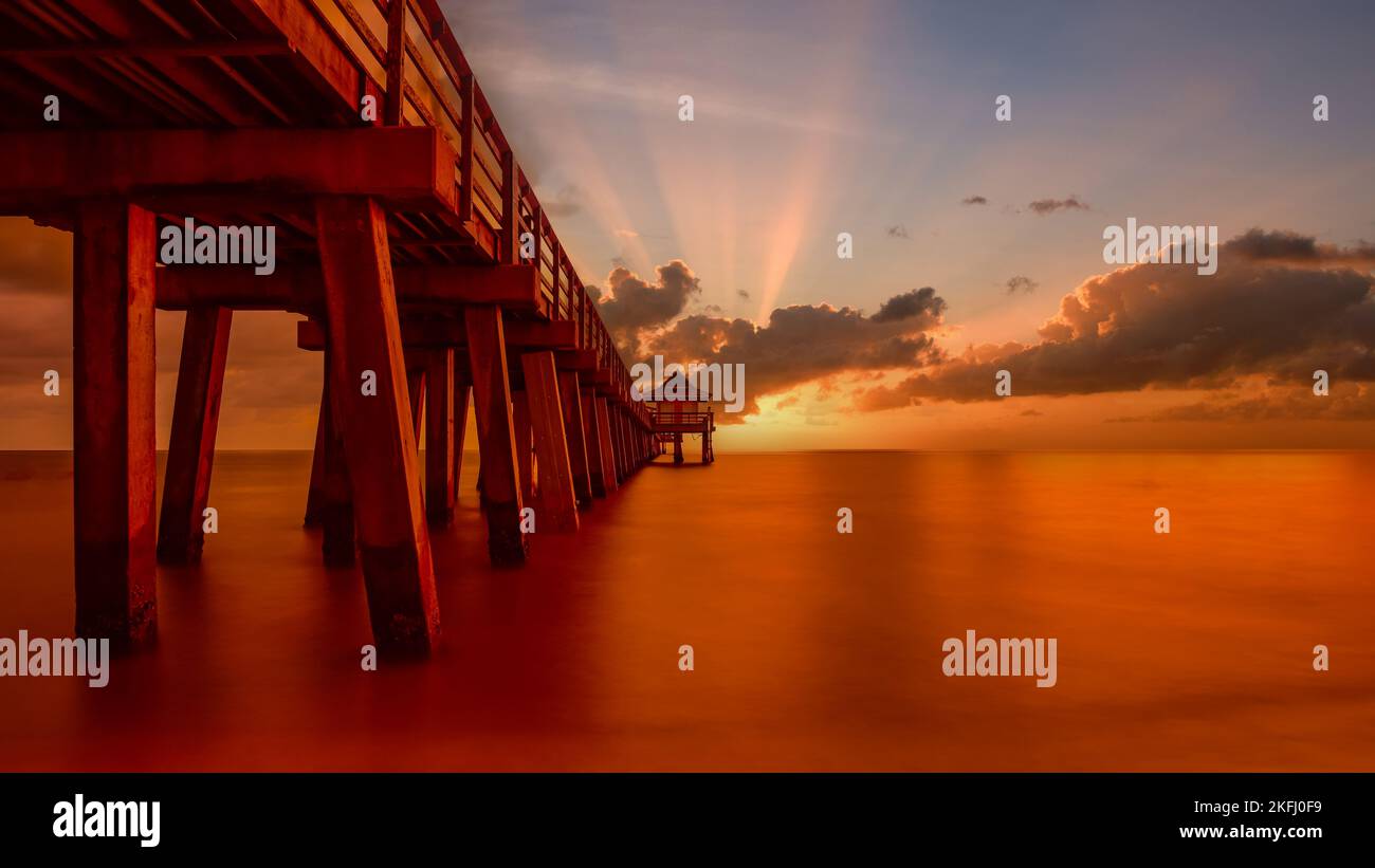 Old naples pier hi-res stock photography and images - Alamy