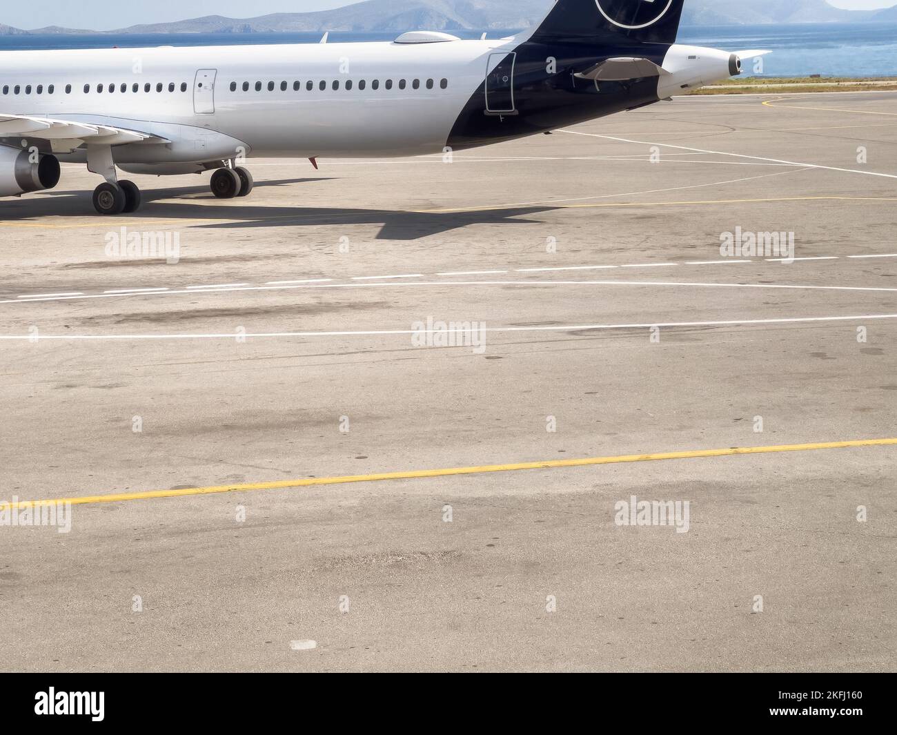 Airport runway road marking hi-res stock photography and images - Alamy