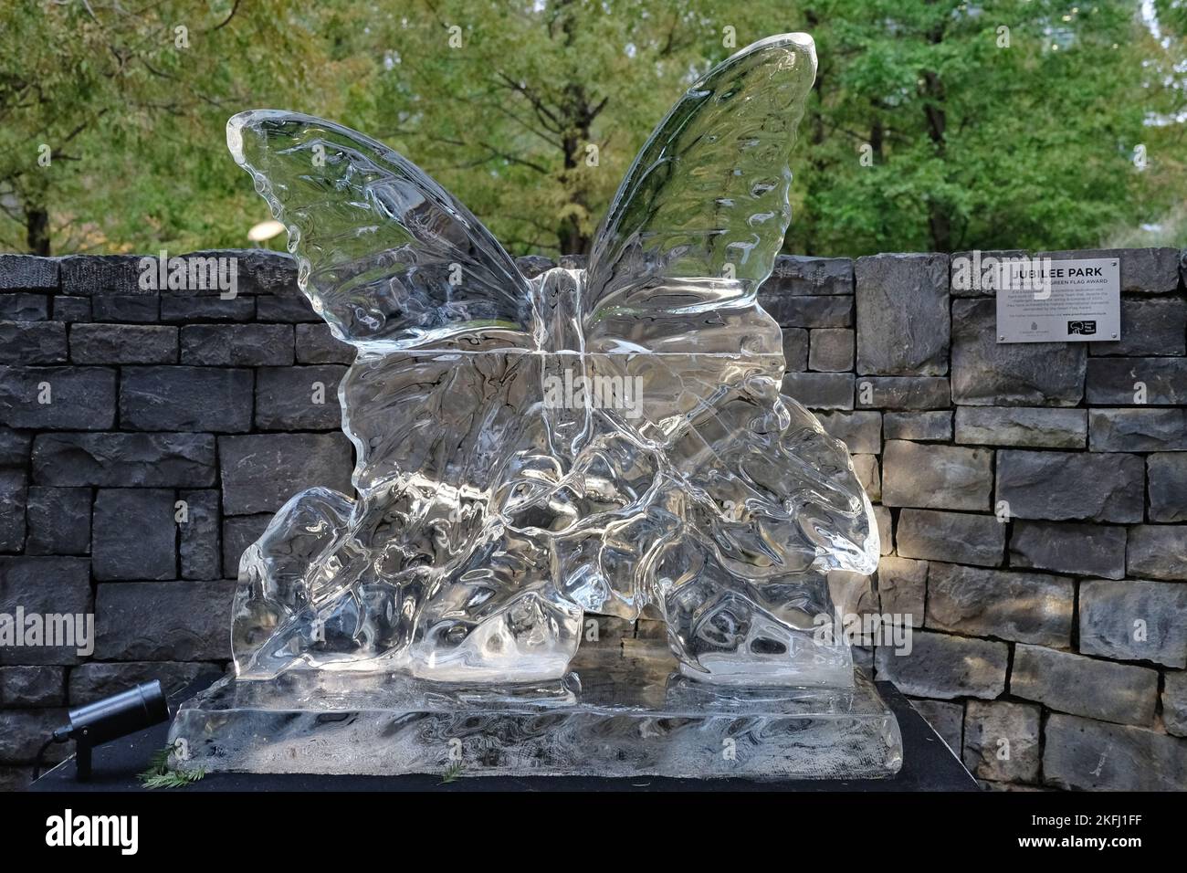 London, UK. 18th November, 2022. A delicately carved ice butterfly ...