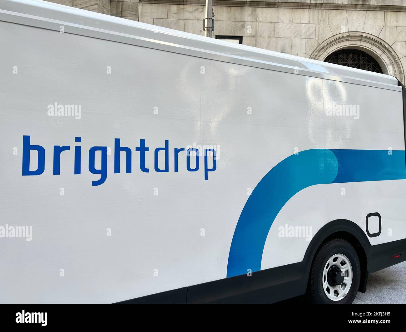 General Motors displays the BrightDrop Zevo 600 all-electric delivery ...