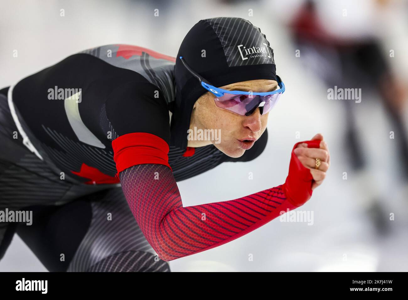 HERENVEEN - Ivanie Blondin (CAN) in action on the 1,000 meters ladies ...