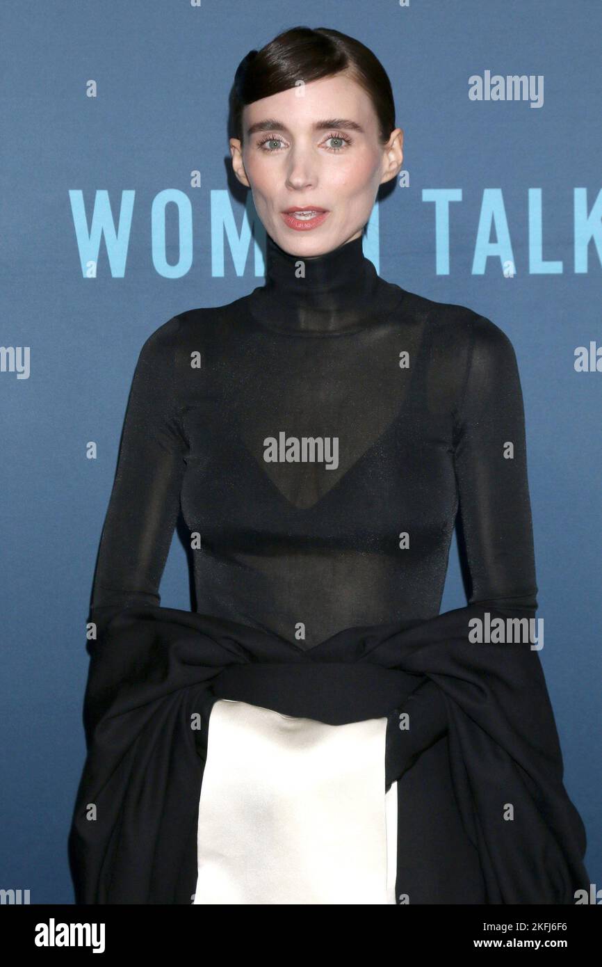 New York, NY, USA. 17th Nov, 2022. Rooney Mara at arrivals for WOMEN ...