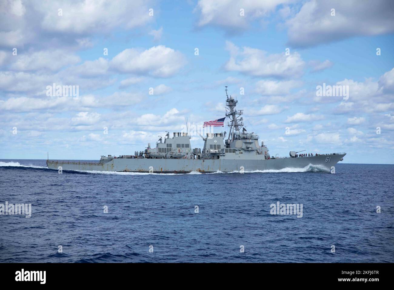 220918-N-LK647-0259 ATLANTIC OCEAN (Sept. 18, 2022) A view from aboard ...