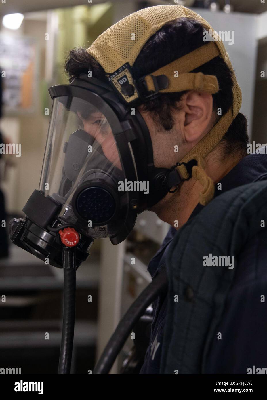 220919-N-VJ326-1046 PHILIPPINE SEA (Sept. 19, 2022) – Damage Controlman ...