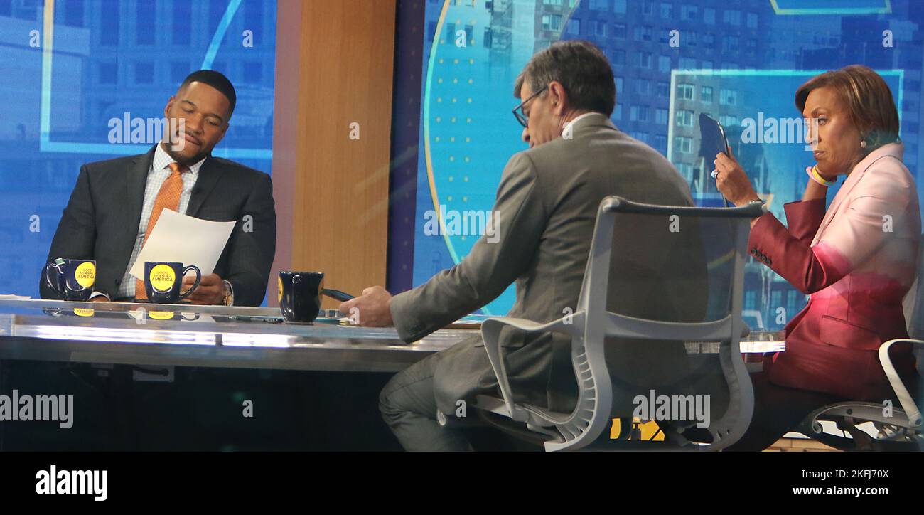 Good Morning America Cast -PICTURED: Michael Strahan, Robin Roberts ...