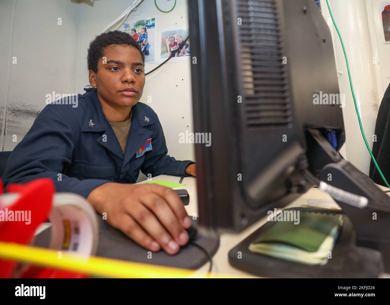 PHILIPPINE SEA (Sep. 19, 2022) Yeoman 3rd Class Adriyana Johnson, from ...