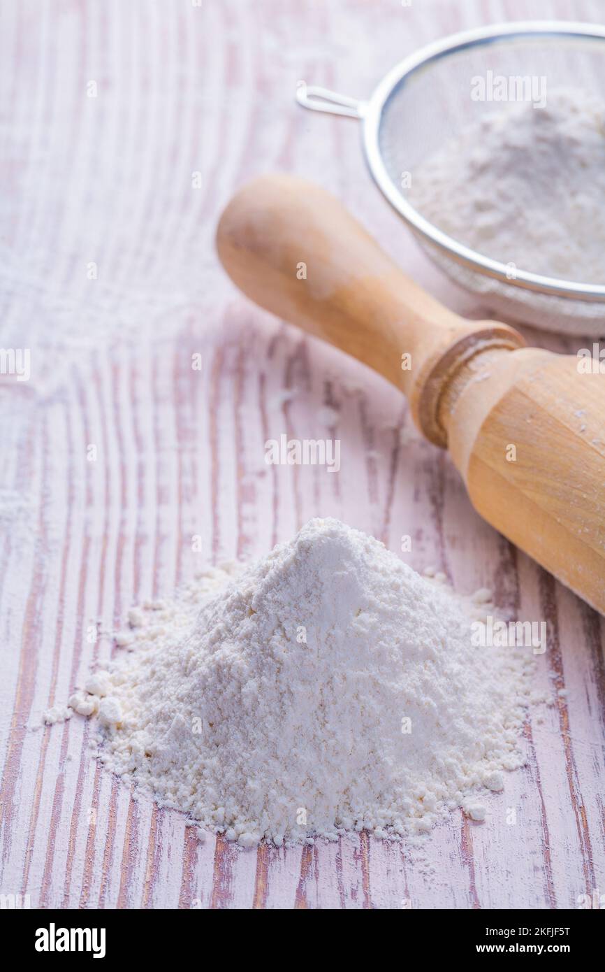 Little pile white natural hi-res stock photography and images - Alamy