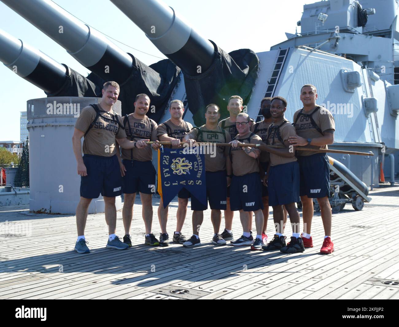 Chief Petty Officer Selectees from Naval Weapons Station Yorktown pose ...