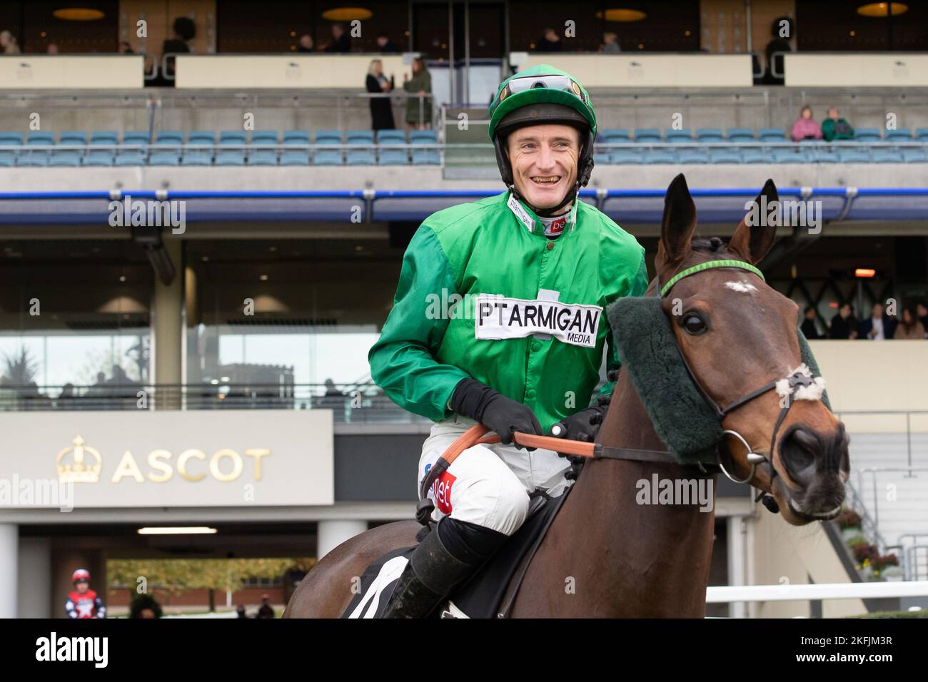 Ascot, Berkshire, UK. 18th November, 2022. Jockey Daryl Jacob riding ...
