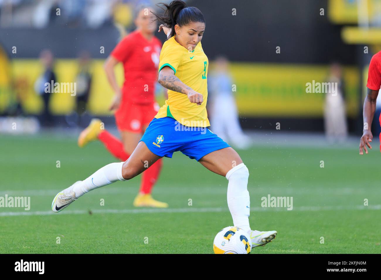 SAO PAULO, BRAZIL - NOVEMBER 15: Debinha do barsil during the friendly ...
