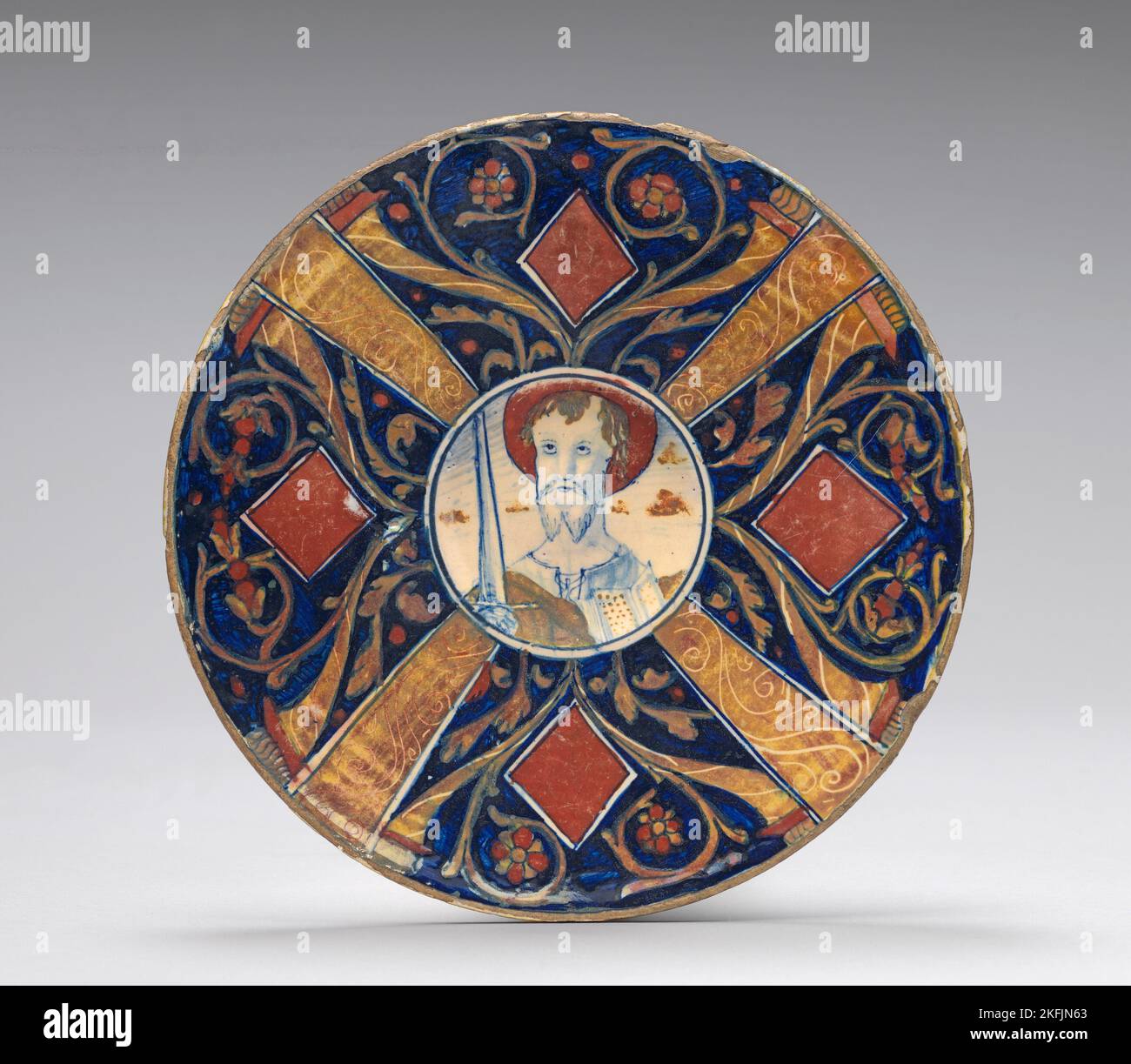 St paul holding a sword hi-res stock photography and images - Alamy