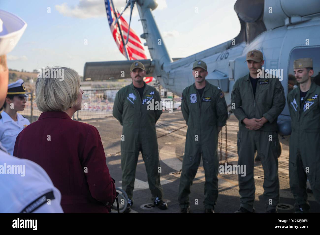 220920-N-FD648-1133 JIJEL, Algeria (Sept. 20, 2022) Elizabeth Aubin, U ...