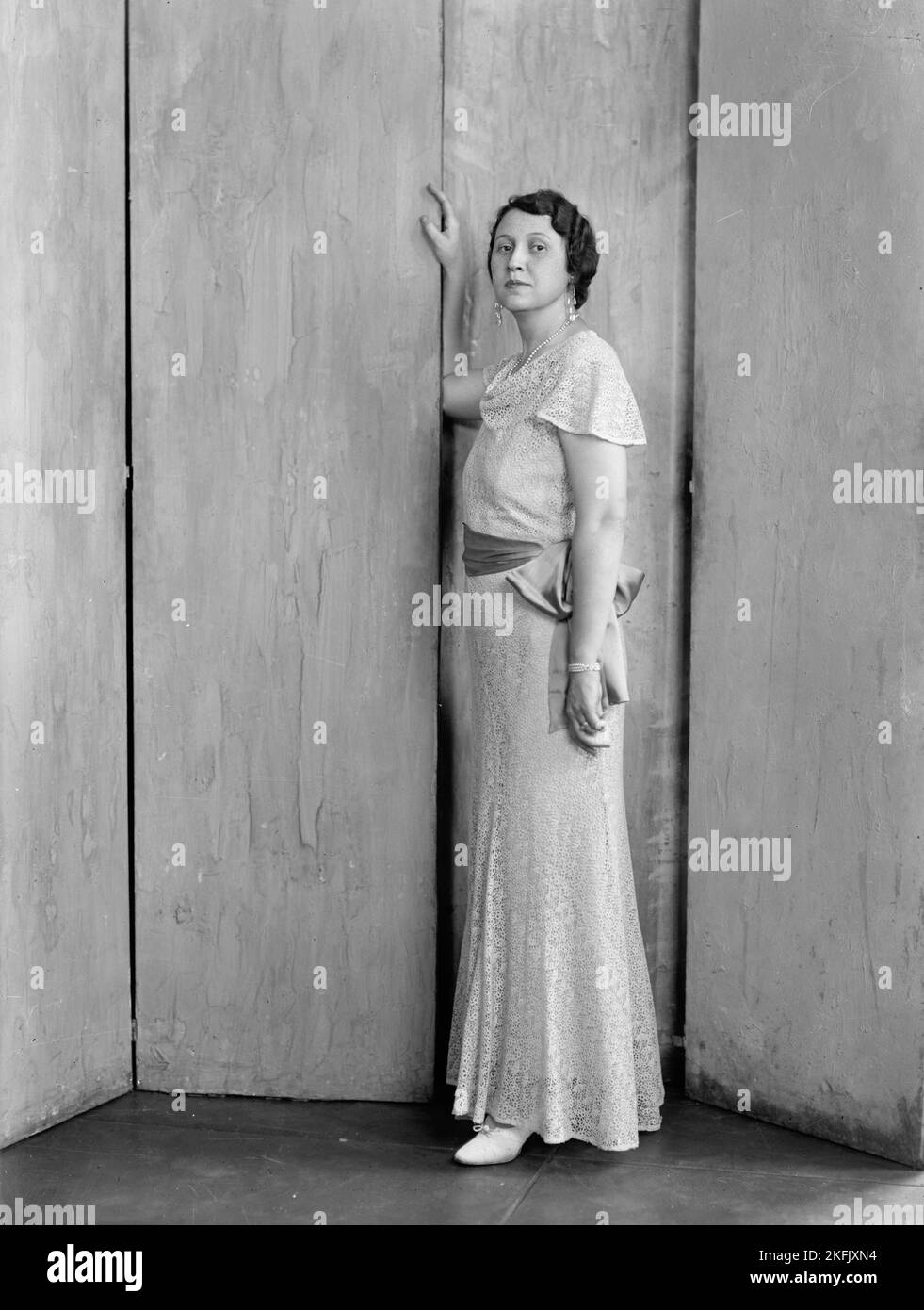 Mrs w arthur ross hi-res stock photography and images - Alamy