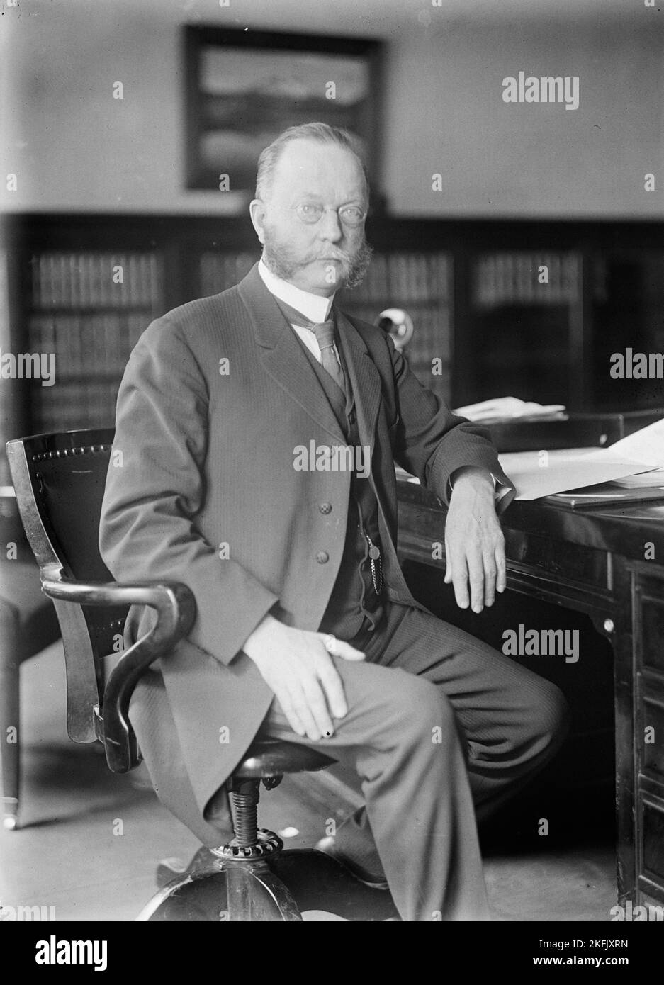 William cox hi-res stock photography and images - Alamy