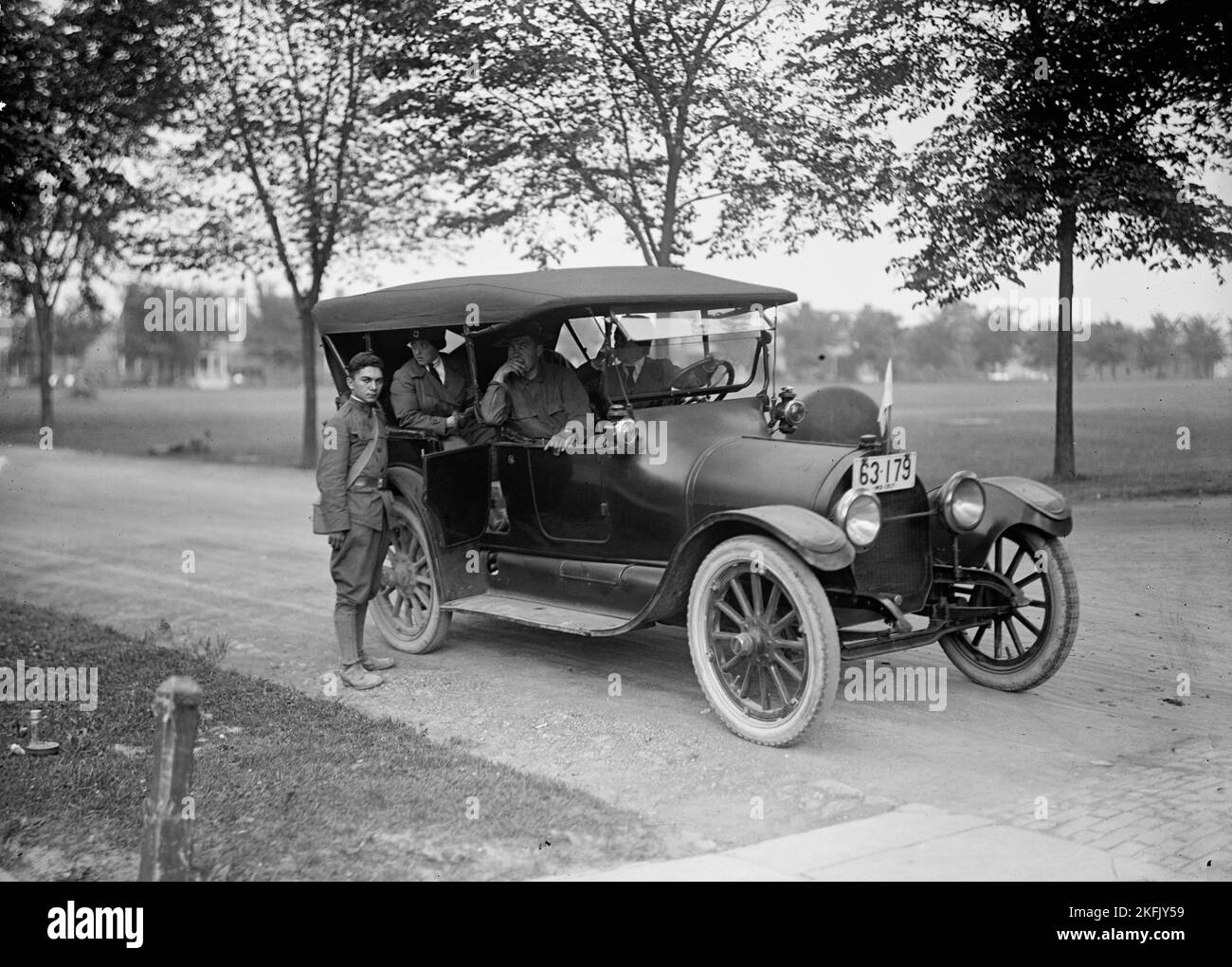 Red cross motor corps hi-res stock photography and images - Alamy