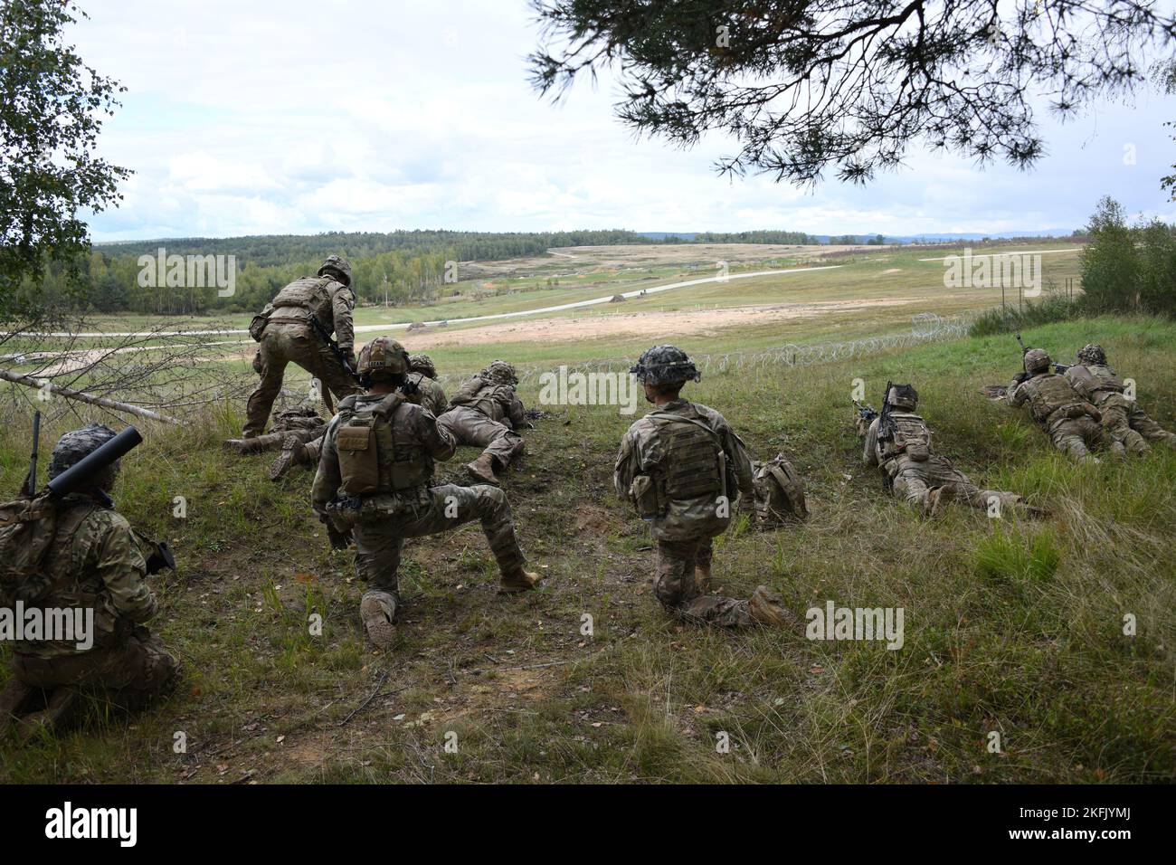 U.S. Army paratroopers assigned to 173rd Airborne Brigade Combat Team ...