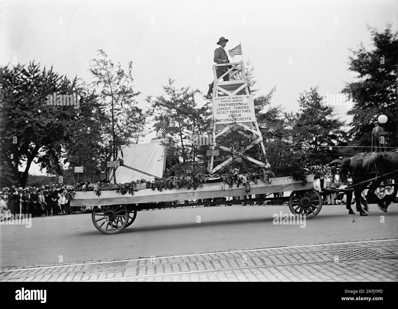 Preparedness Parade - Forest Service Float, 1916 Stock Photo - Alamy