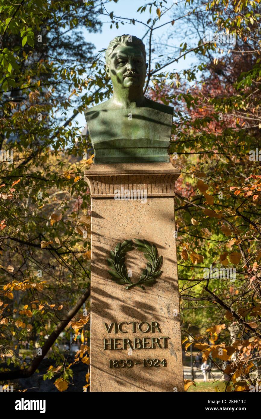 Victor Herbert Bust in Central Park, NYC 2022 Stock Photo - Alamy