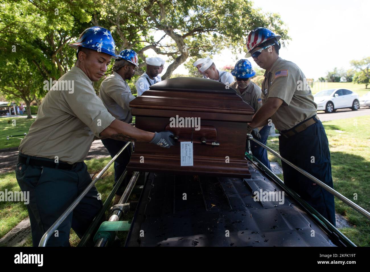 Sailors assigned to Navy Region Hawaii and the Defense POW/MIA ...