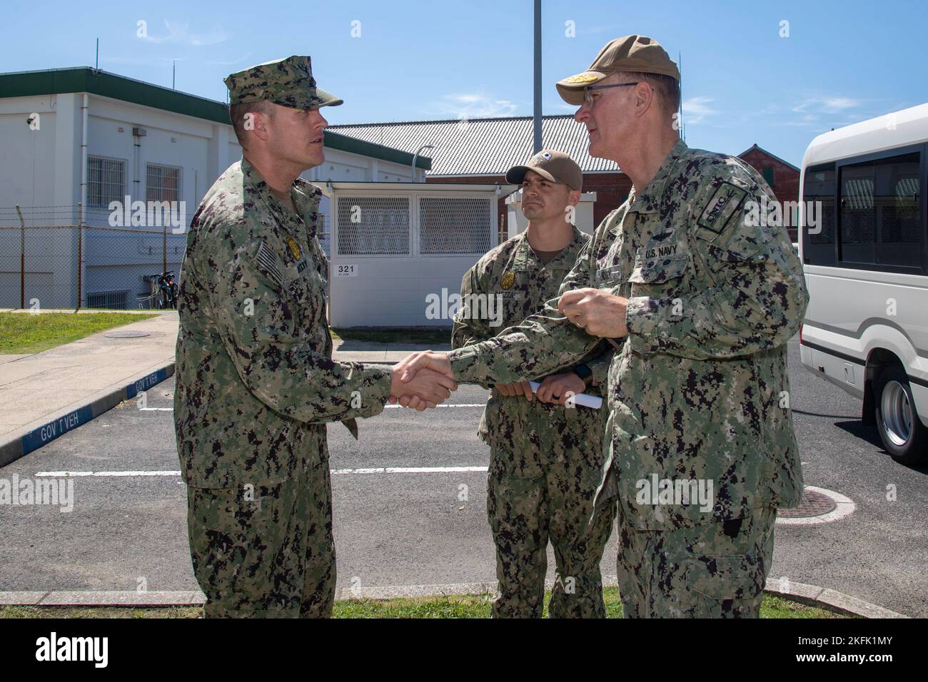 Vice Adm. Yancy Lindsey, Commander, Navy Installations Command, meets ...