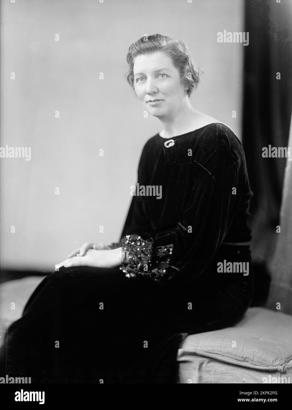 Marx, George, Mrs. - Portrait, 1933 Stock Photo - Alamy