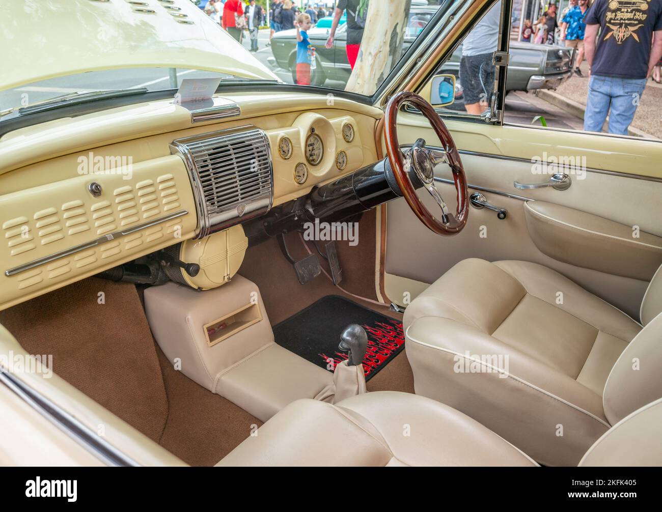Holden fc hi-res stock photography and images - Alamy