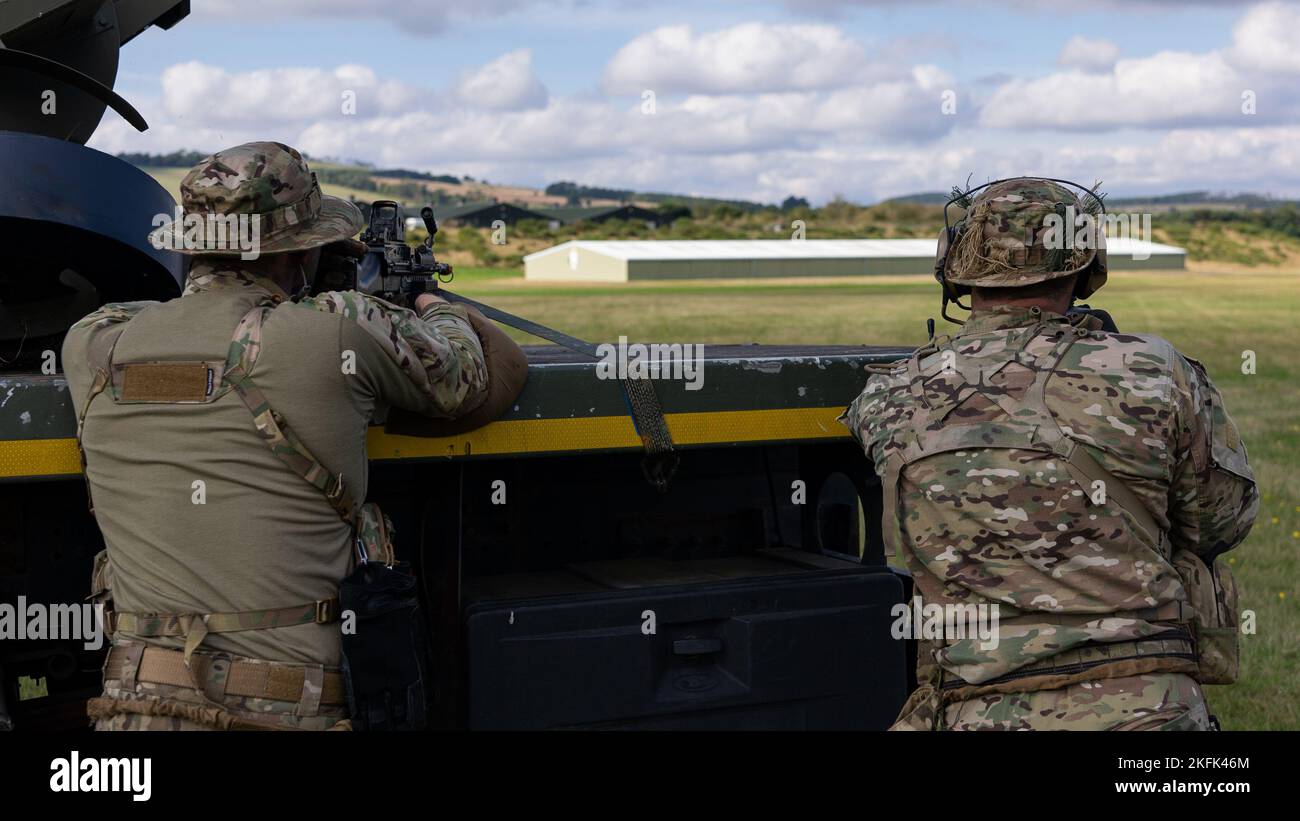 U.S. Air Force Tactical Air Control Party specialists assigned to the ...