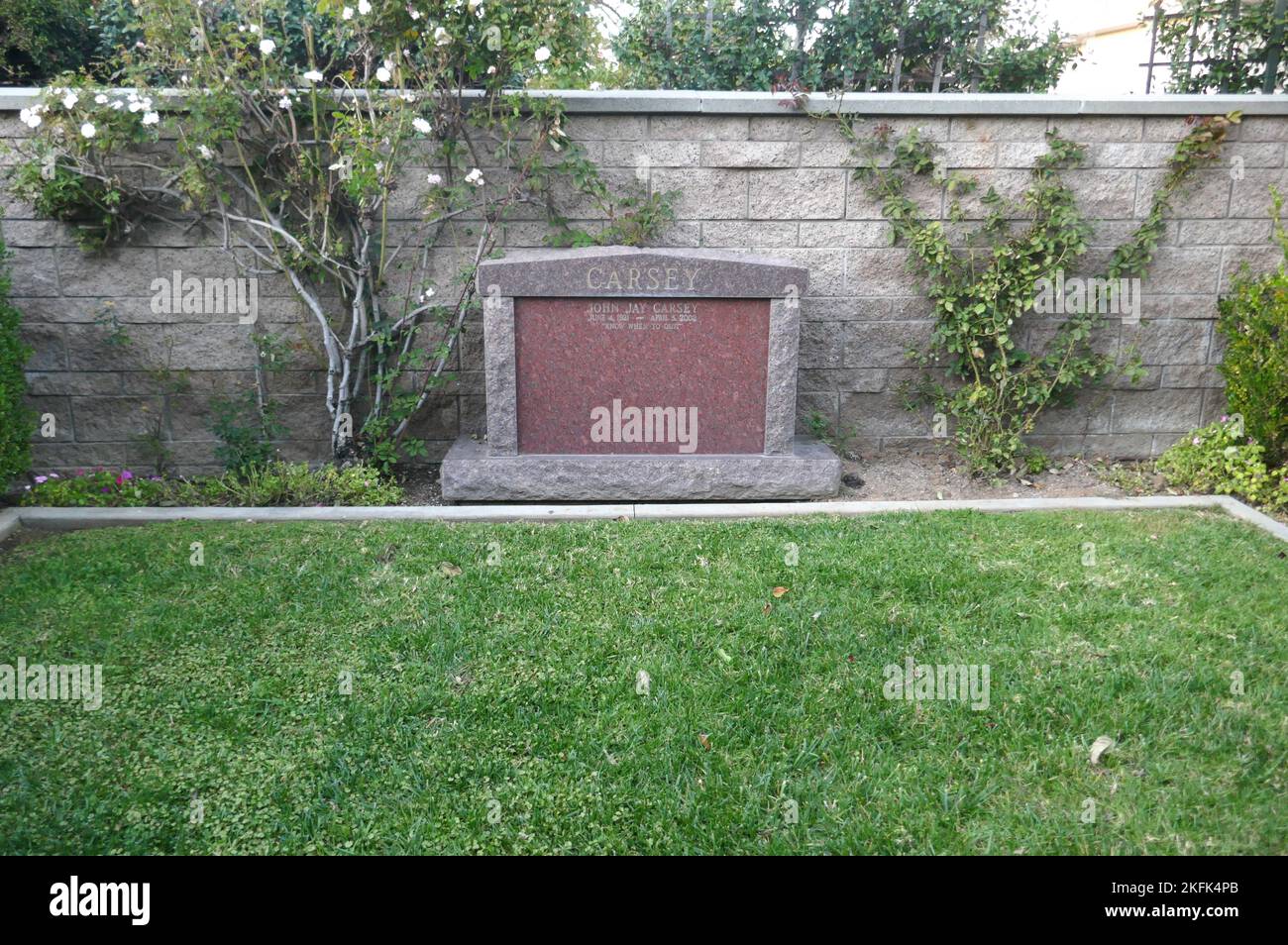 Los Angeles, California, USA 16th November 2022 Producer/writer John Jay Carsey's Grave at ...