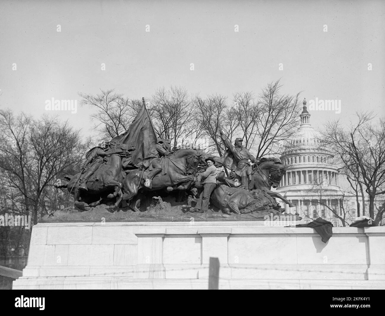 Ulysses grant memorial in Black and White Stock Photos & Images - Alamy