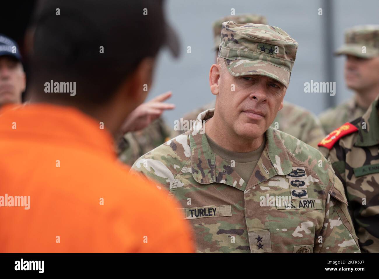 A pilot from the Royal Moroccan Armed Forces briefs U.S. Army Maj. Gen ...