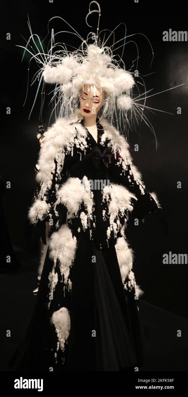 November 18, 2022, New York City, New York, USA: Fashion by designer ...