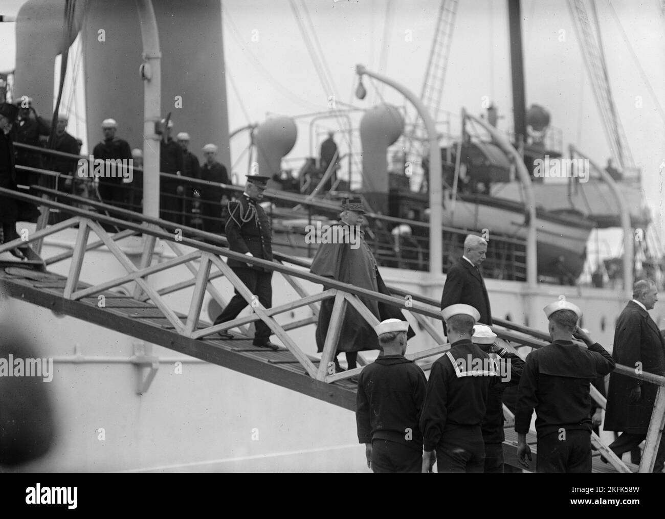 French Commission To U.S. Arriving at Navy Yard On 'Mayflower', 1917 ...