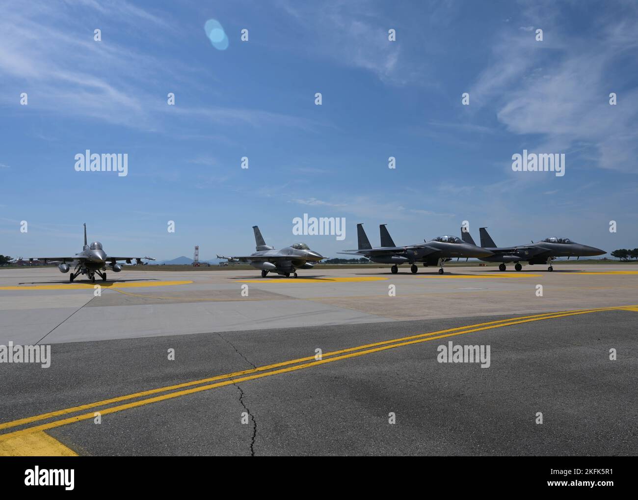 U.S. Air Force F-16 Fighting Falcons assigned to the 8th Operations ...