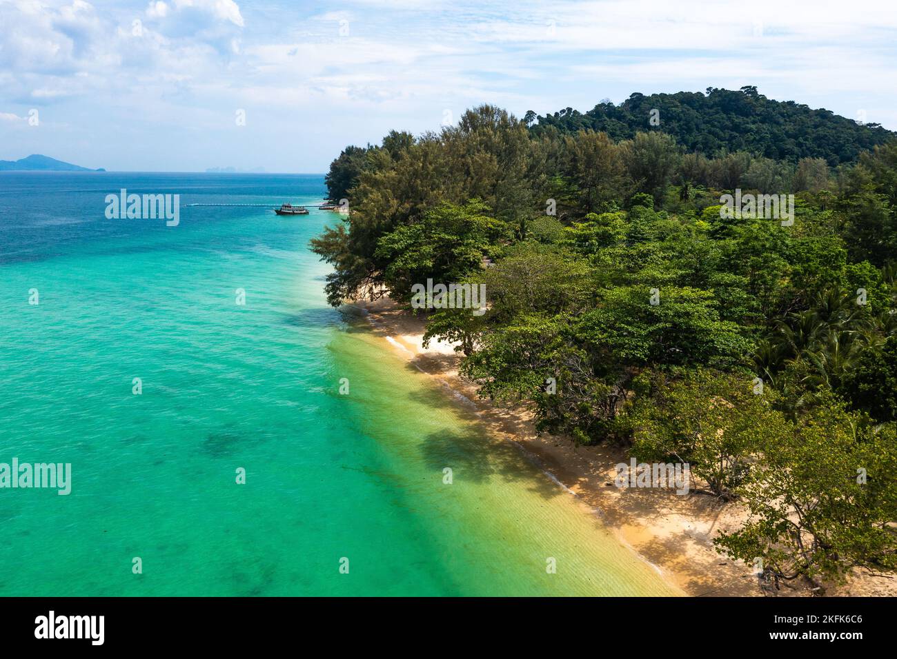 Aerial view of Koh Kradan island in Trang, Thailand Stock Photo - Alamy