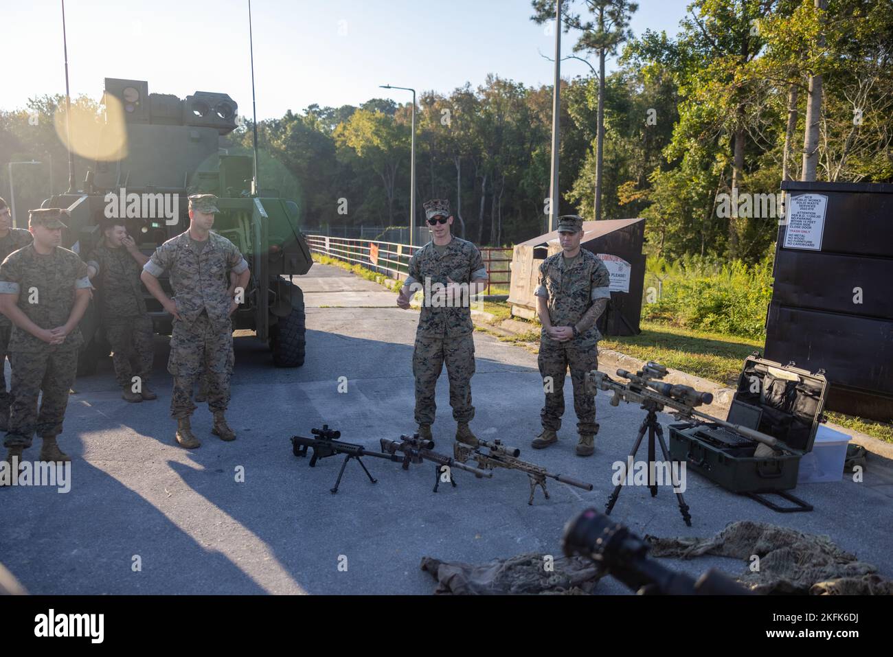 Students with the U.S. Navy Senior Amphibious Warfare Course (SAWOC ...