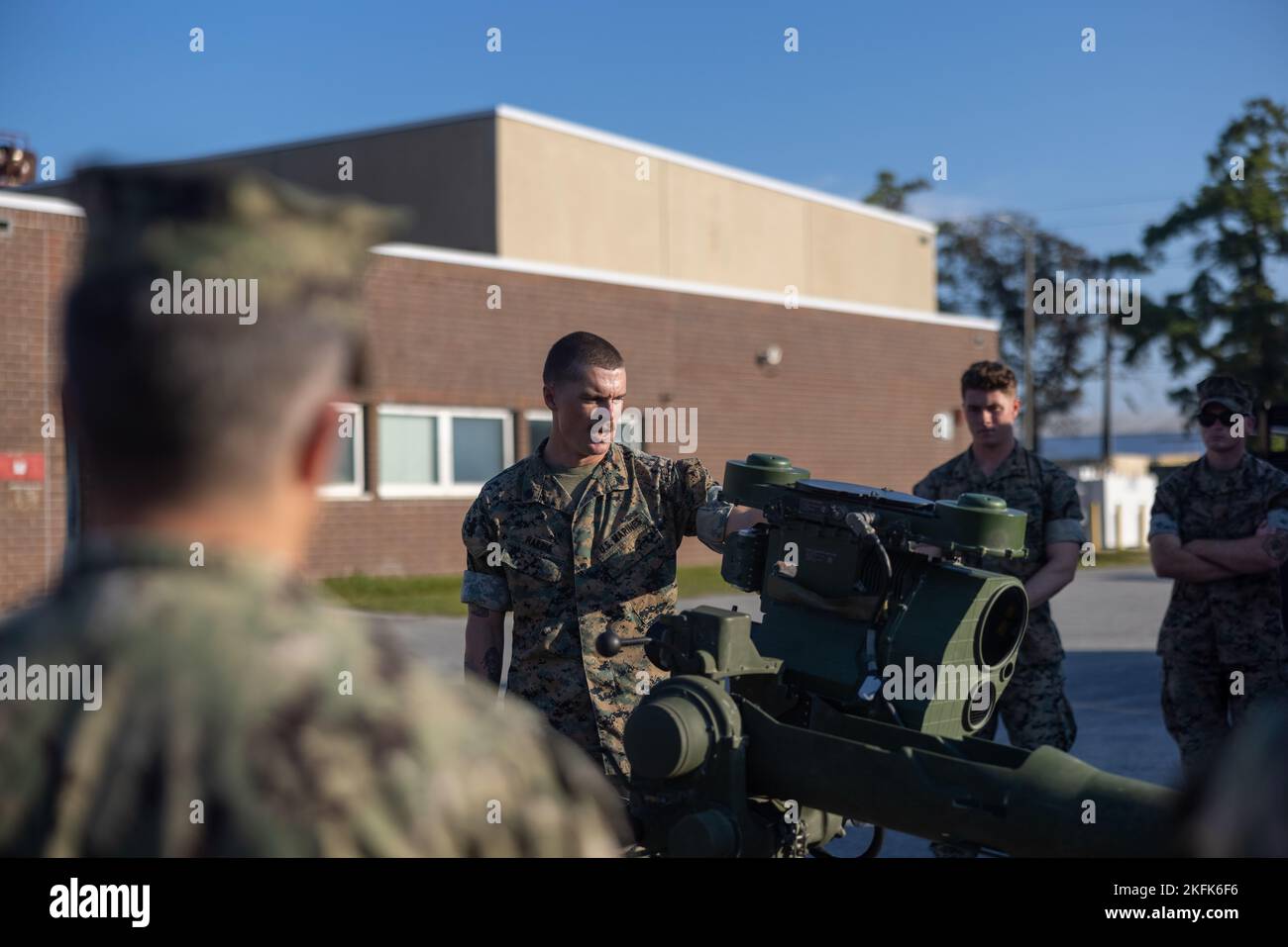 Students with the U.S. Navy Senior Amphibious Warfare Course (SAWOC ...