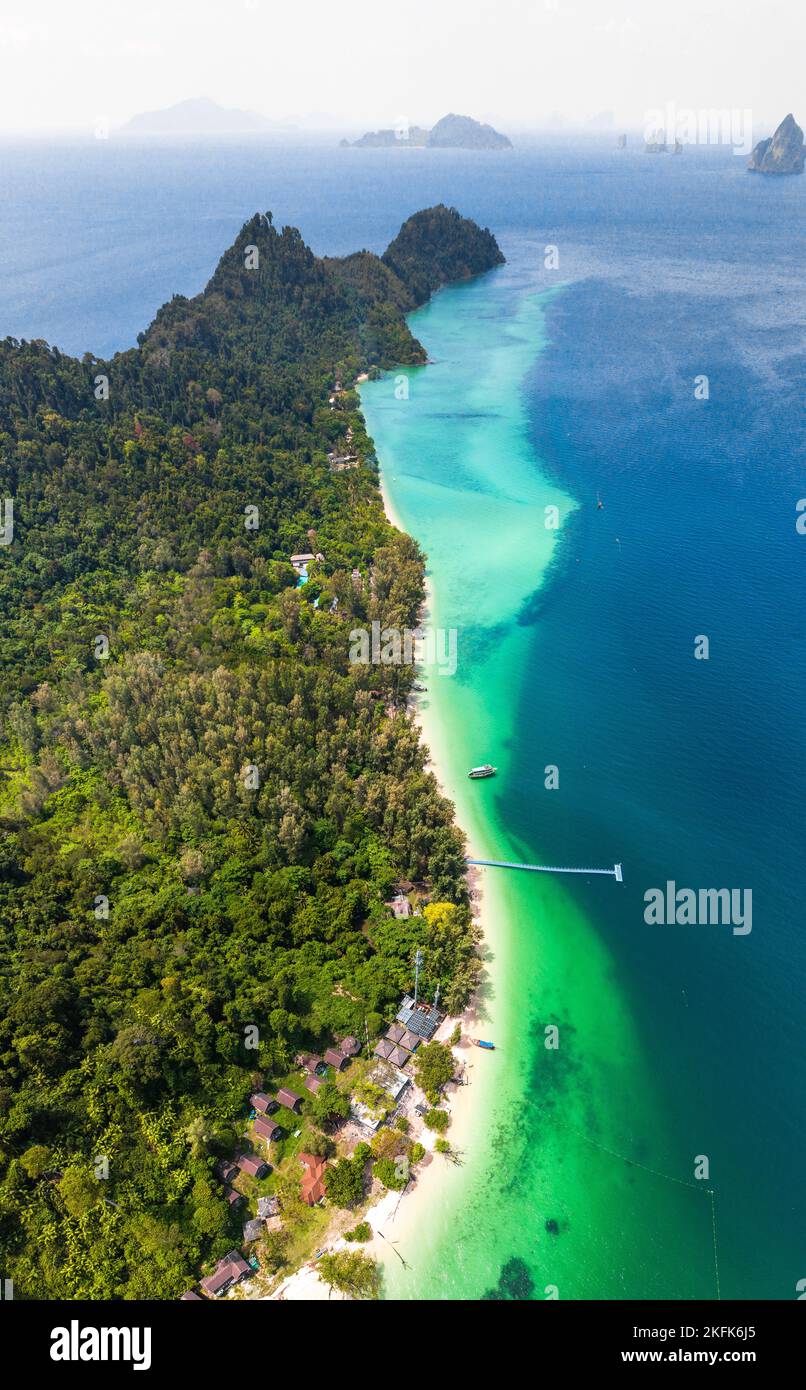Aerial view of Koh Kradan island in Trang, Thailand Stock Photo - Alamy