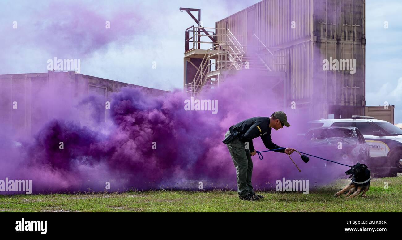 Officer Ben Cruz, Guam Police Department Special Weapons and Tactics K ...