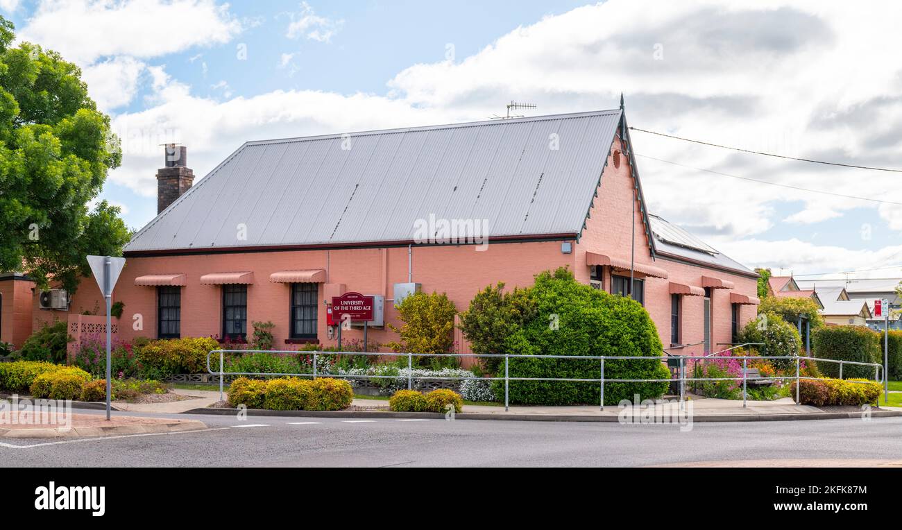 University of new england armidale hi-res stock photography and images ...