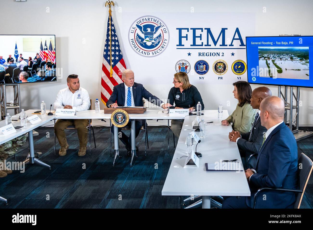 New York, NY, Sept. 22, 2022 --President Biden (center) received a ...