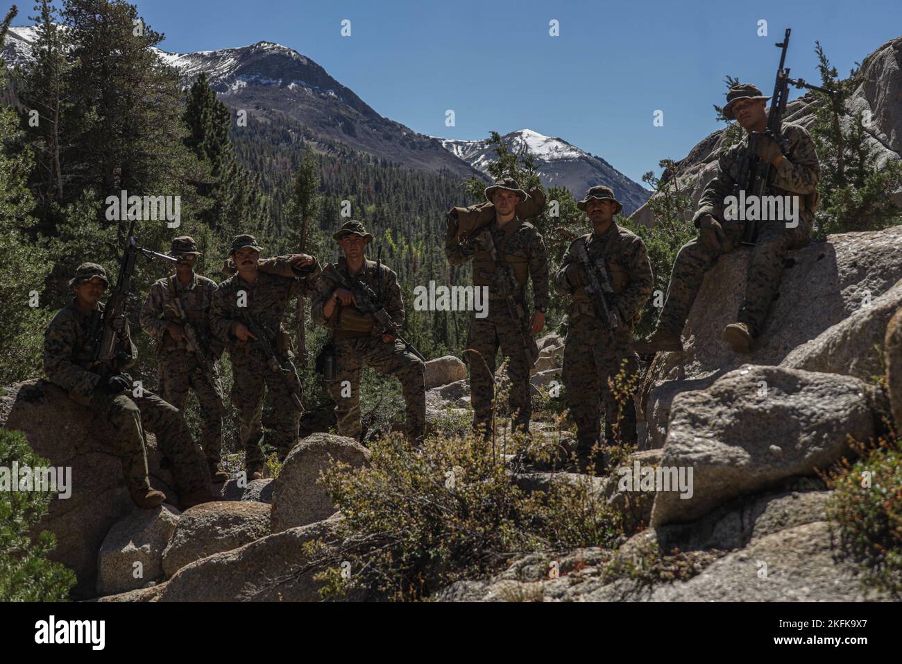 U.S. Marines with Echo Company, 2nd Battalion, 1st Marine Regiment, 1st ...