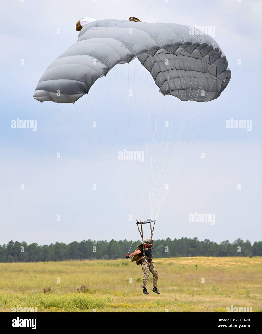 A Soldier from the U.S. Army John F. Kennedy Special Warfare Center and ...