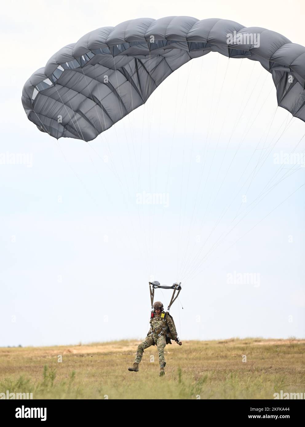 A Soldier from the U.S. Army John F. Kennedy Special Warfare Center and ...