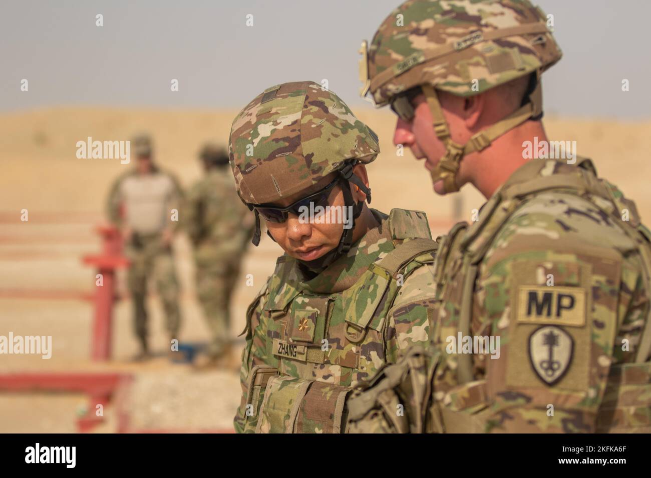 U.S. Army Soldiers from the 35th Infantry Division conduct M17 and M4 ...